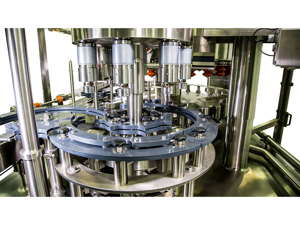 Capping Equipment - Freestanding Capping Machines | Federal